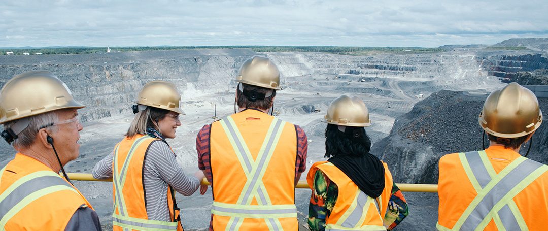 Une visite plus grande que nature à la mine Canadian Malartic | Abitibi ...